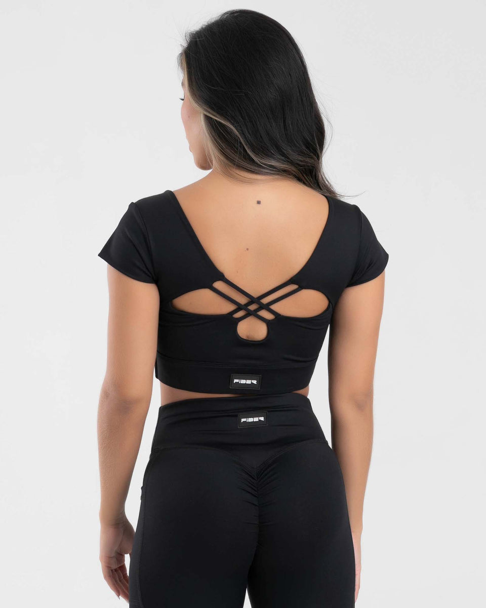 Top manga corta cross back negro essentials FIBER